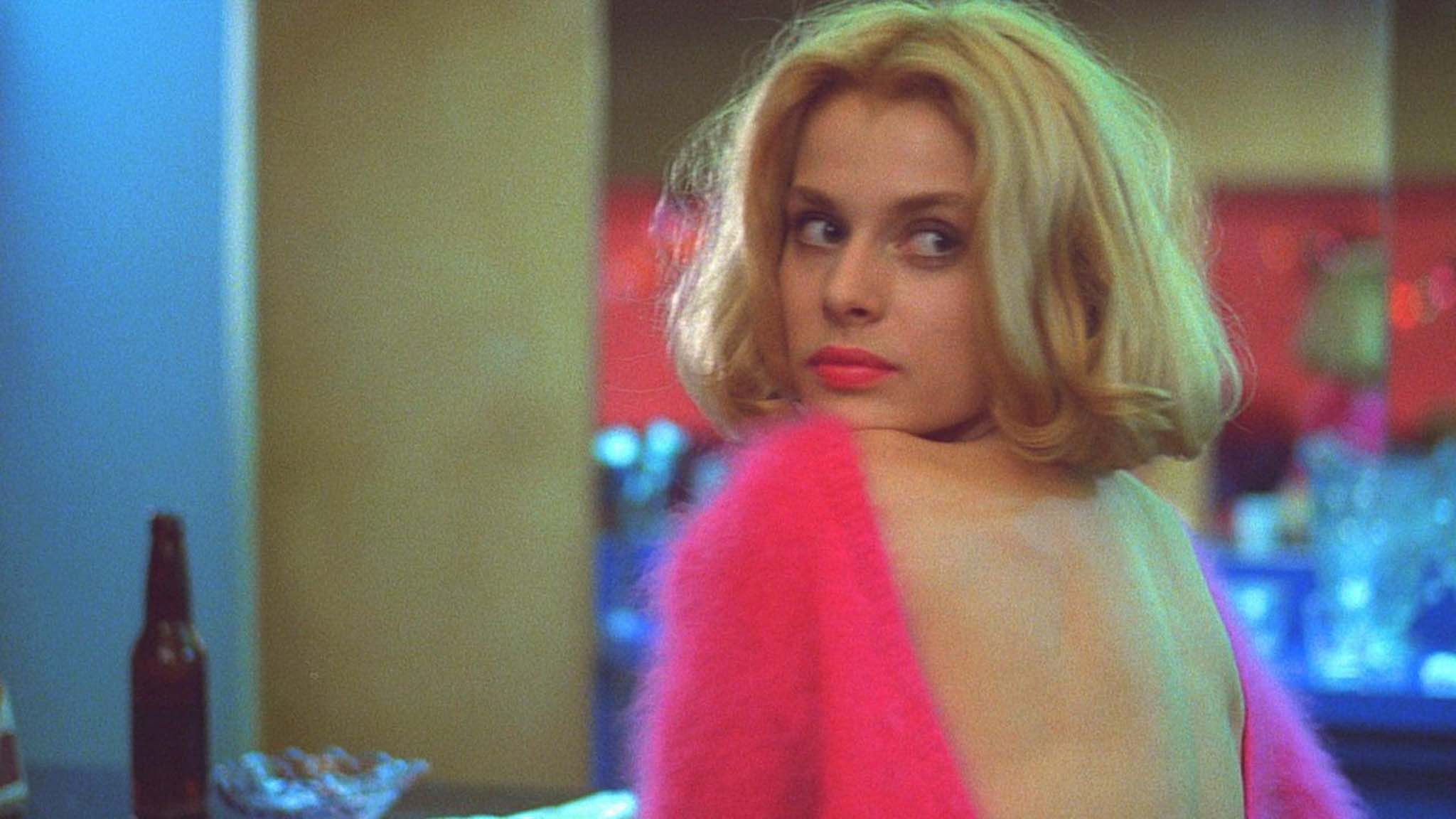 Paris, Texas - Film Review and Listings