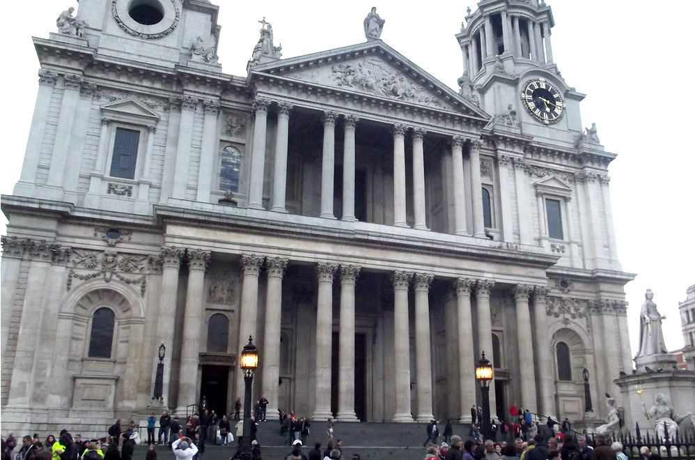 St Paul's Cathedral Crypt Museum , London - LondonNet